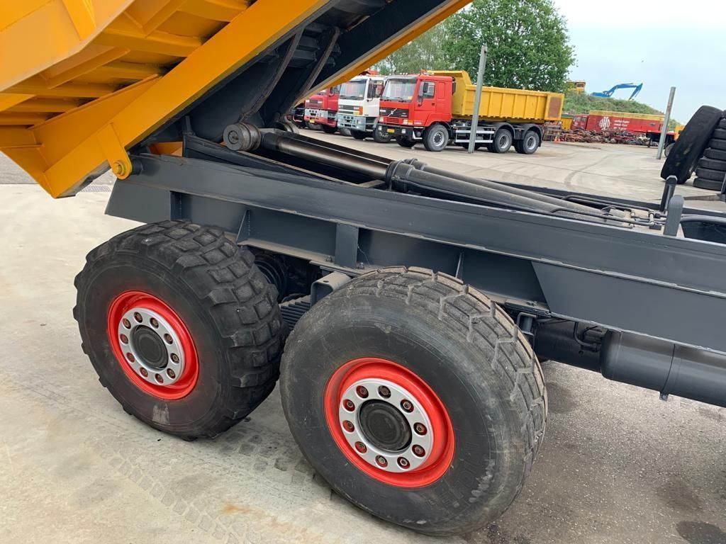 Te koop: Tatra T 815-2 / 6x6 / V10 - UNIQUE | CAB Trucks